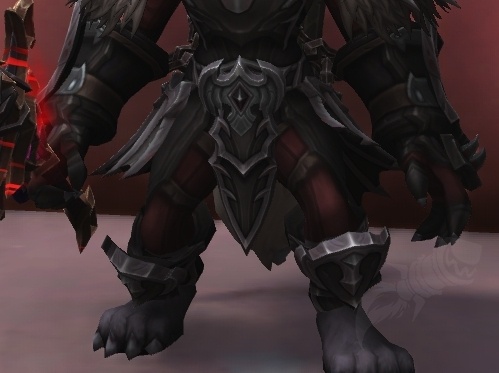 Dread Sentinel's Ebony Legguards - Item - World of Warcraft