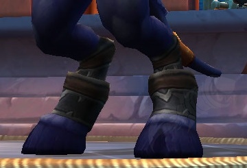 Fearstalker's Ebony Sabatons - Item - World of Warcraft