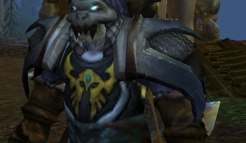 Keen Razorfang Spaulders - Item - World of Warcraft