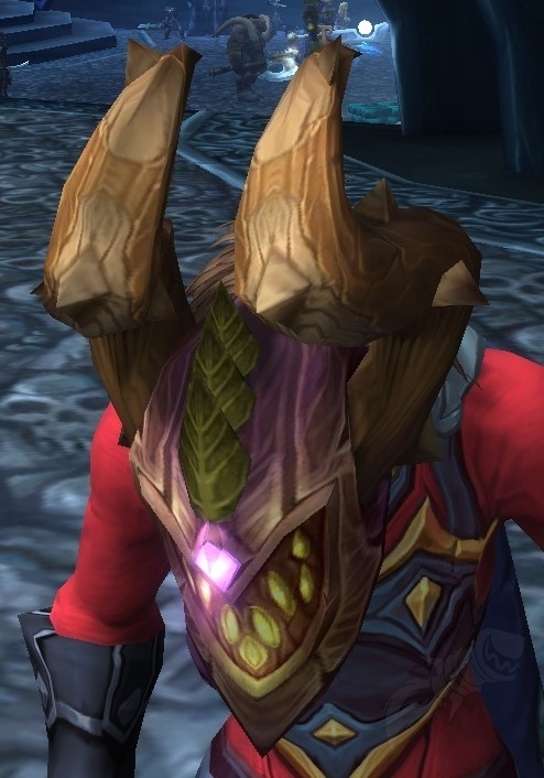 Geweihter peitschergewirkter Helm - Gegenstand - World of Warcraft