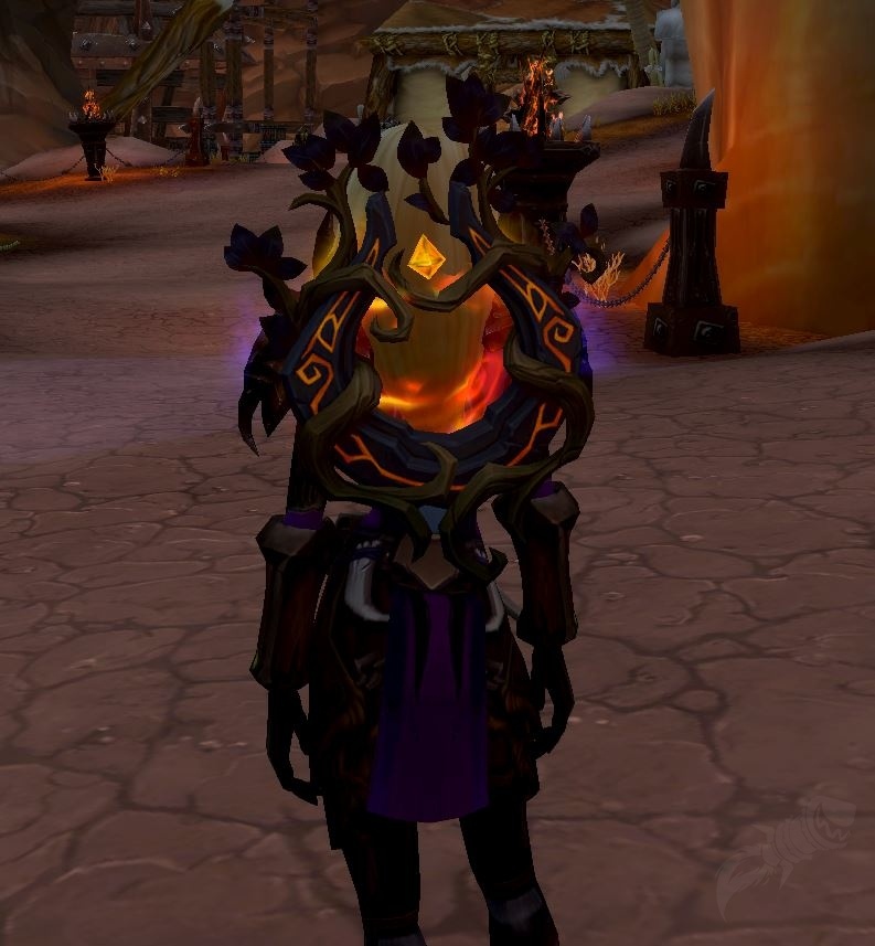 Cimera del vigilante de la llama hirviente - Objeto - World of Warcraft