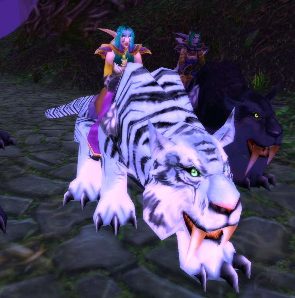 Moon Priestess Amara - NPC - Classic World of Warcraft