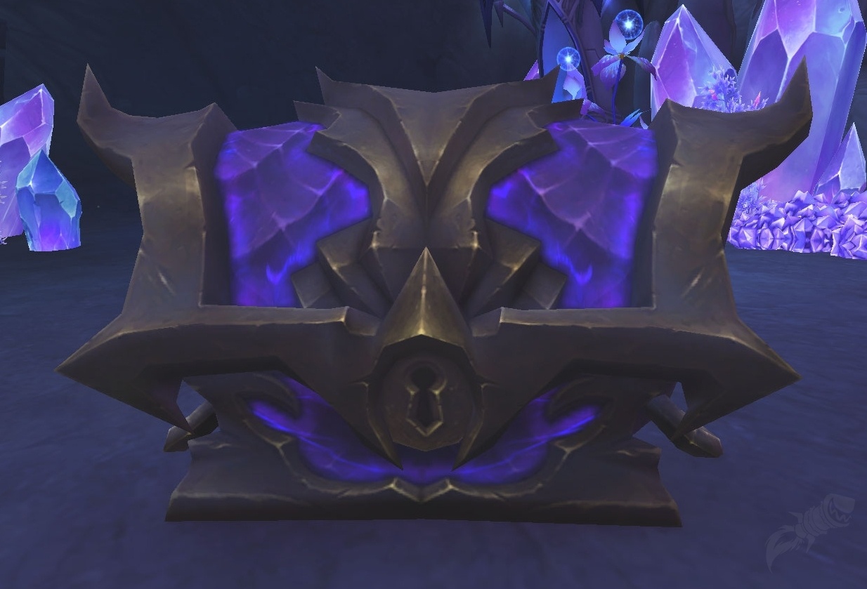 Glowing Chest - Object - World of Warcraft