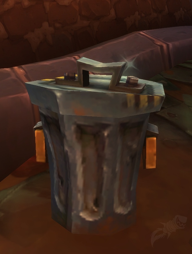 Shiny Trash Can - Object - World of Warcraft