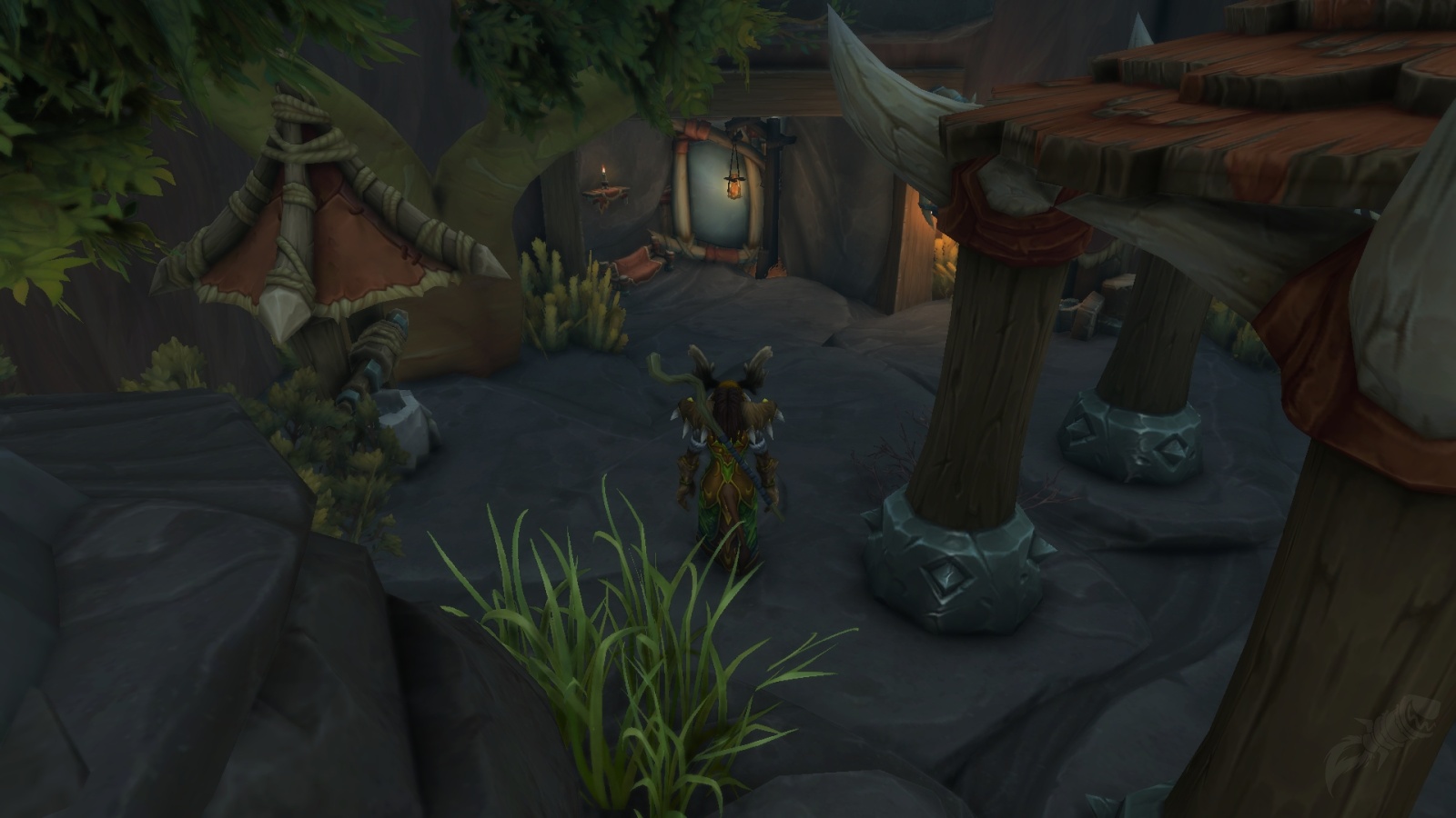 Flying hobbit & booty bay house - World of Warcraft