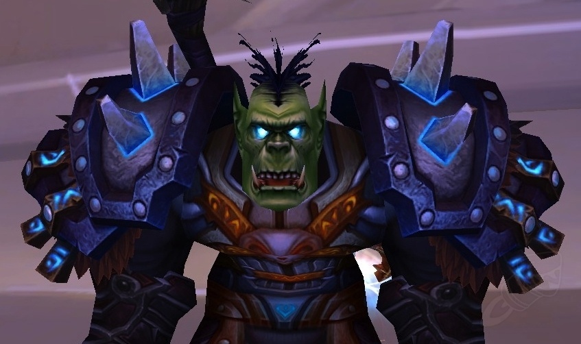 Shoulderplates of Frozen Blood - Item - WotLK Classic
