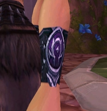 Pattern: Bejeweled Wizard's Bracers - Item - World of Warcraft