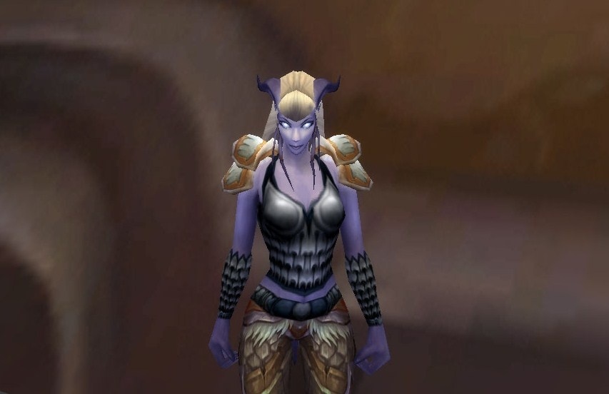Chitinous Shoulderguards - Item - Mists of Pandaria Classic