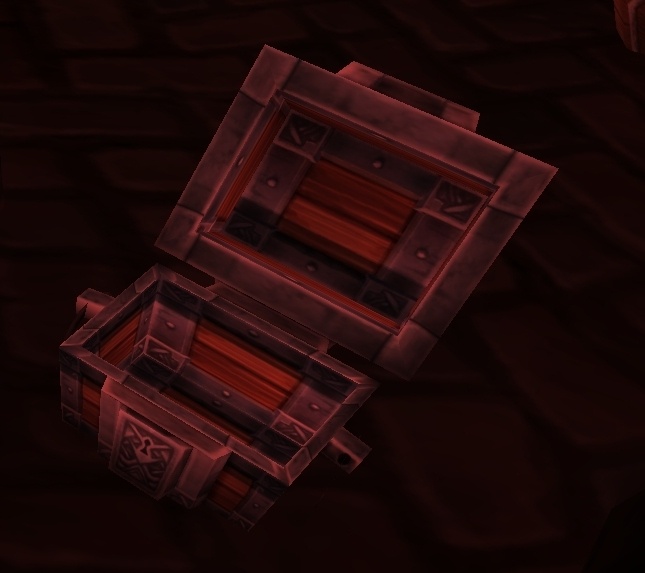 Large Solid Chest - Object - Cataclysm Classic