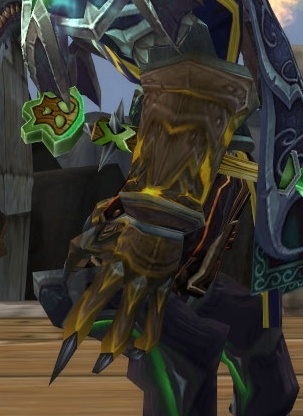 Colossal Dragonplate Handguards - Item - World of Warcraft