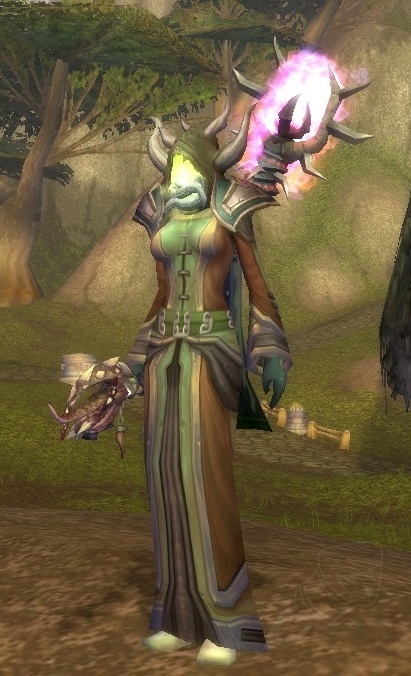 Donova's Fuzzy Robe - Item - World of Warcraft