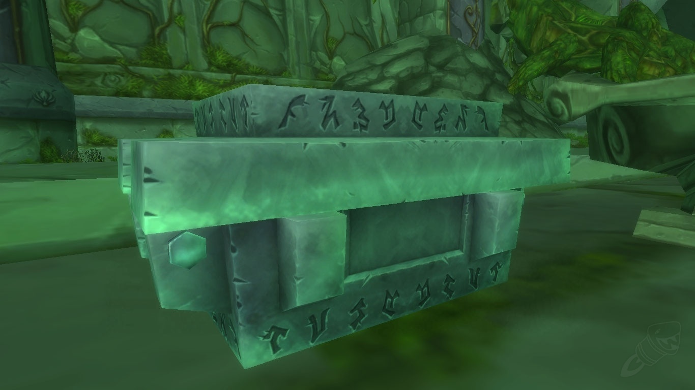Runestone Treasure Chest - Object - World of Warcraft