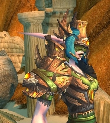 Cataclysmic Gladiator's Wyrmhide Spaulders - Item - World of Warcraft