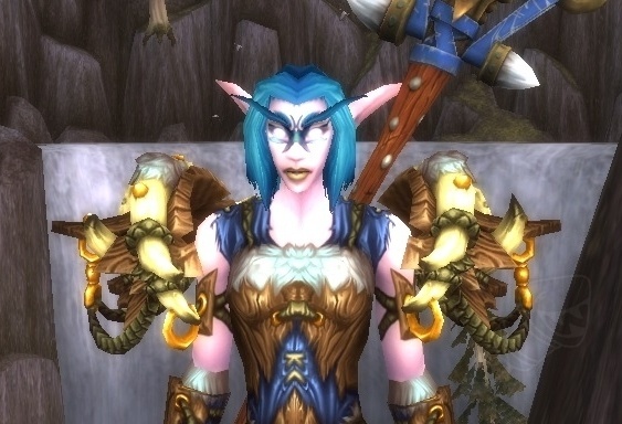 Tyrannical Gladiator's Dragonhide Spaulders - Item - World of Warcraft