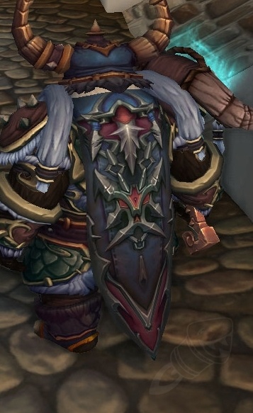 Pinionfeather Greatcloak - Item - World of Warcraft