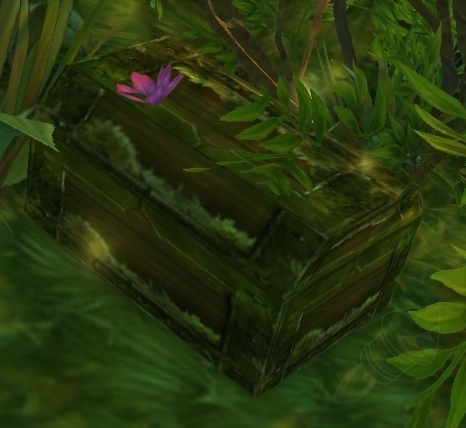 Moss-Covered Chest - Object - World of Warcraft