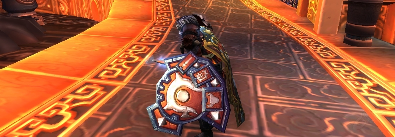 Hellscream's Shield Wall - Item - Mists of Pandaria Classic