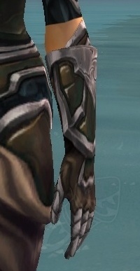 Primal Gladiator's Scaled Gauntlets - Item - World of Warcraft