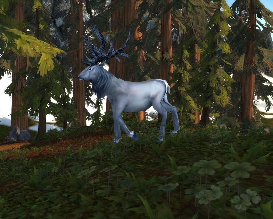 Silvercoat Stag - NPC - World of Warcraft