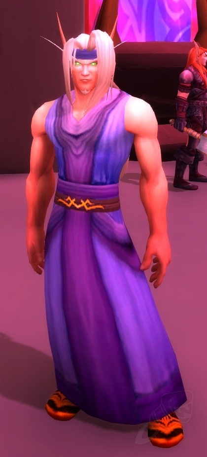 Novice Astromancer - NPC - World of Warcraft