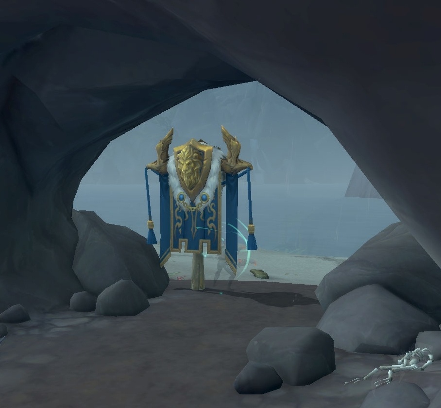 Stormwind Champion's War Banner - NPC - World of Warcraft