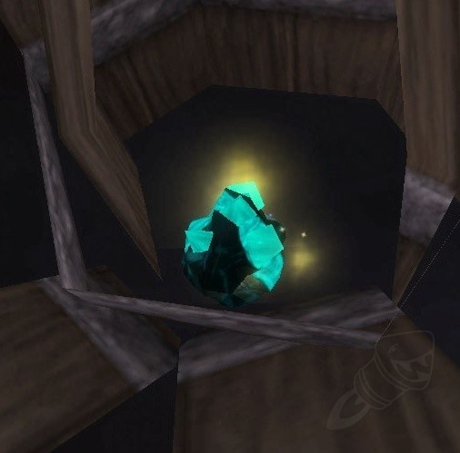 Chunk of Saronite - Object - World of Warcraft